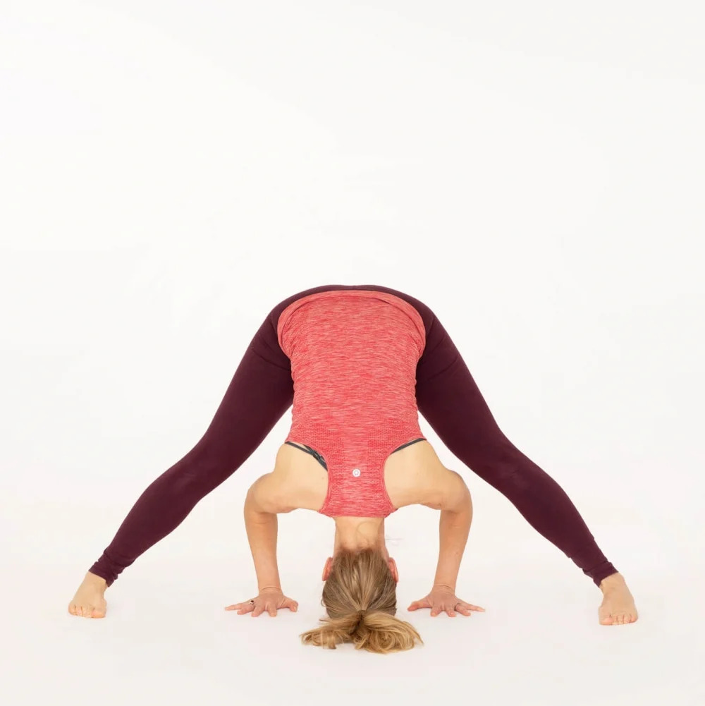 10 best yoga poses for tight hamstrings - YogaEasy