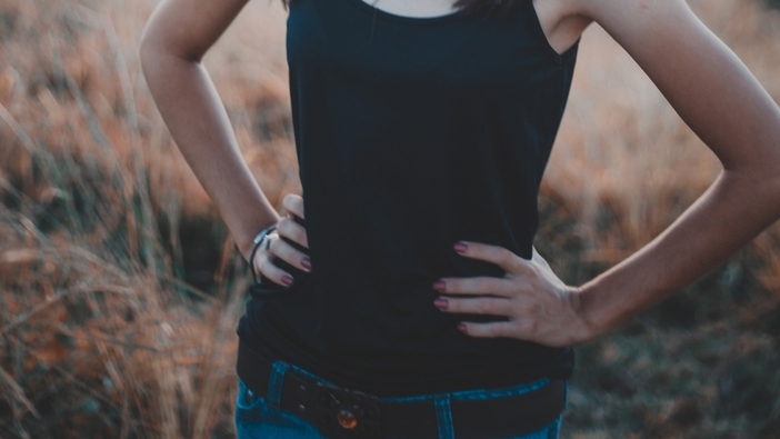 Anatomy of the spine - connected by the waist